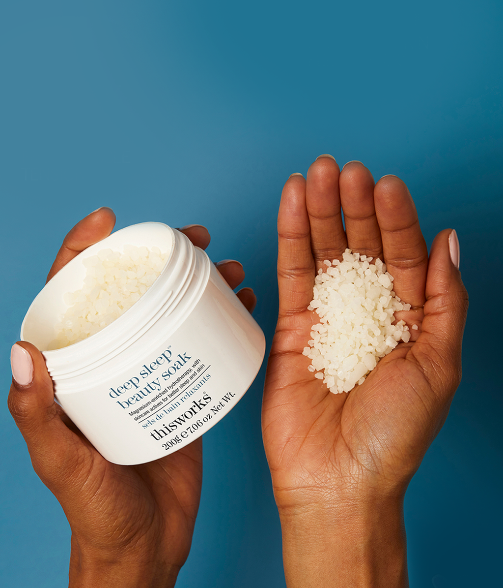 Skin Deep Dry Leg Oil | Moisturising Leg Oil | This Works